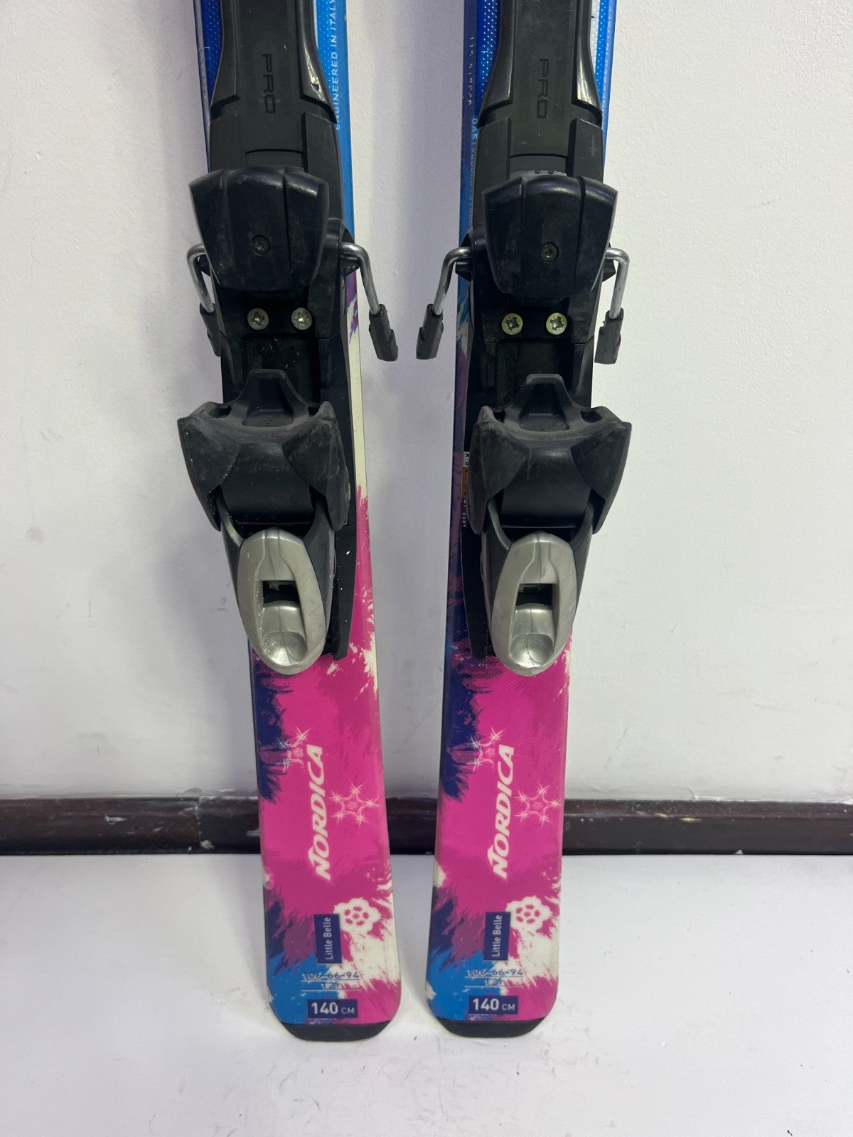 Nordica Little Belle 140 cm Ski + Elan ESP 7.5 Bindings Winter Adventu ...