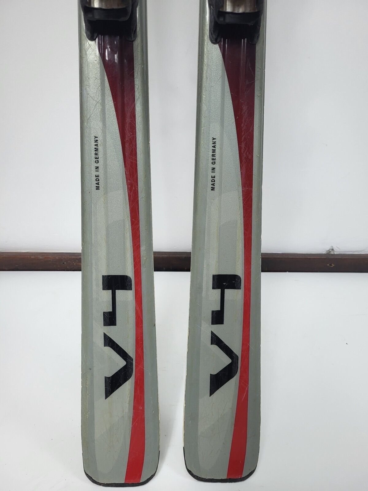 Völkl V4 184 cm Ski + Marker Motion 1200 Bindings Made In Germany Adve ...
