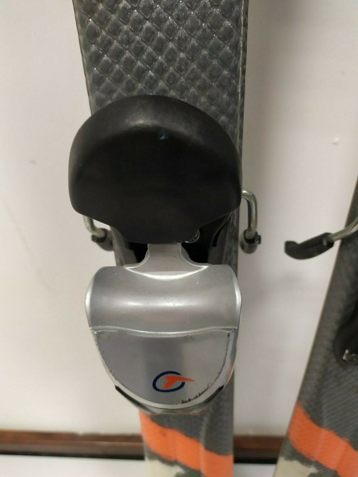 Sci Elan Exar Vidia 150 cm + NUOVI attacchi Tyrolia SL 70 Divertimento ...